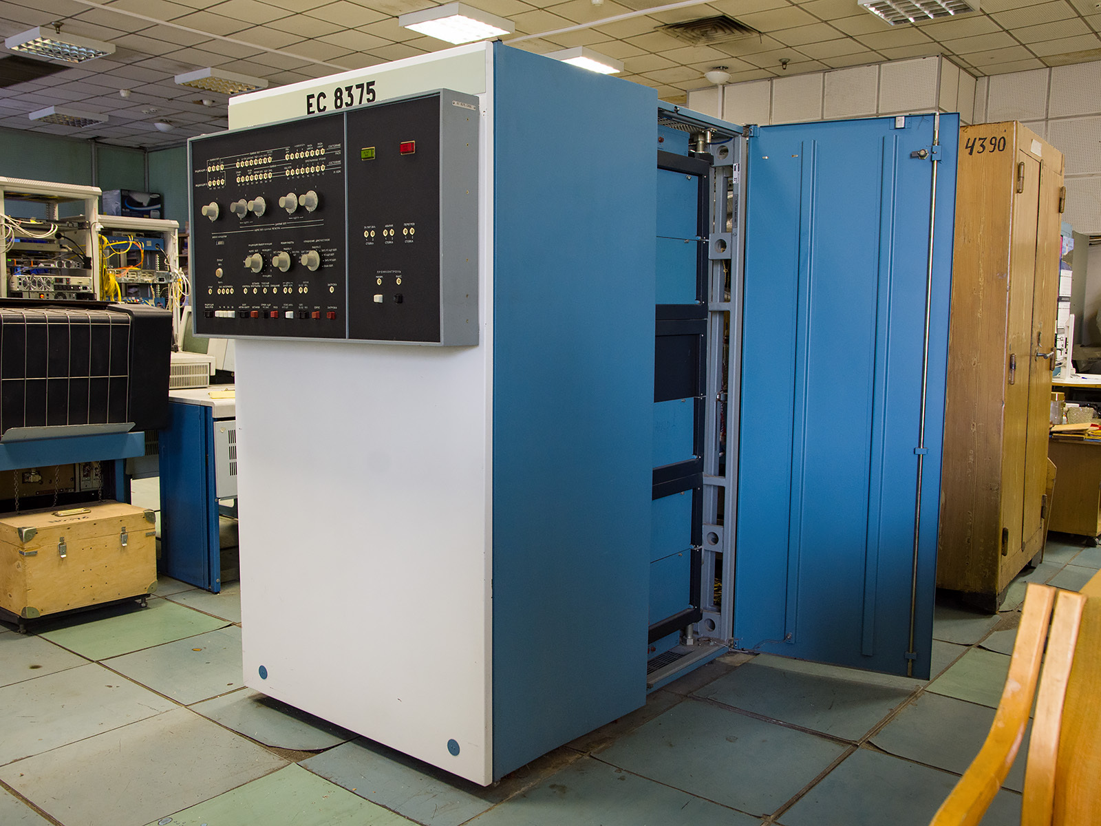 Последний динозавр - 15.05.25 16:21 | Пикабу