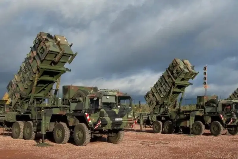 Три пусковые установки ЗРК Patriot и РЛС AN/MPQ-65: ВС РФ продолжают ...